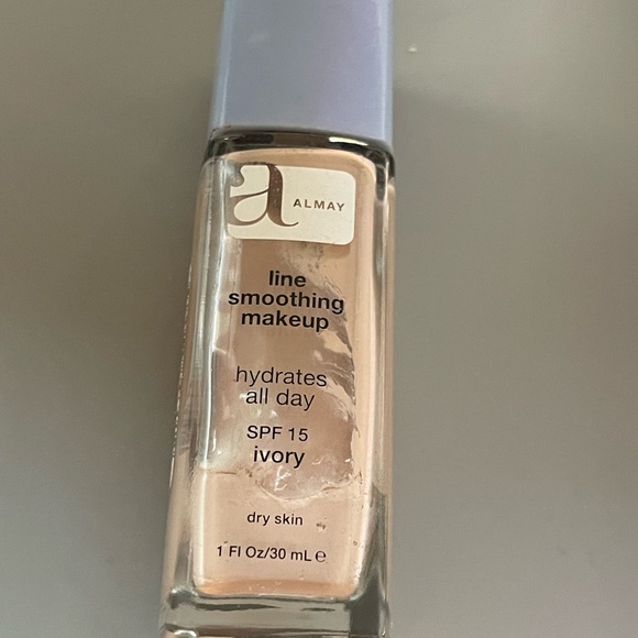 Almay | Makeup | Almay Line Smoothing Liquid Makeup Foundation 2 Ivory ...